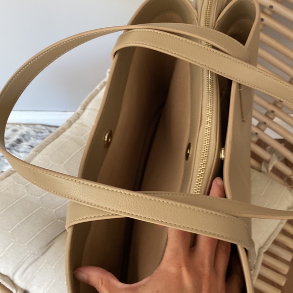 Freja New York | Bags | Freja New York Paloma Tote In Latte Sold Out ...